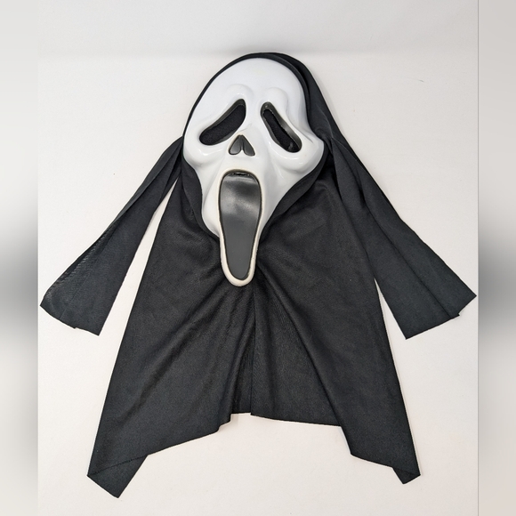 Fun World | Costumes | Easter Unlimited Ghostface Scream 25th ...